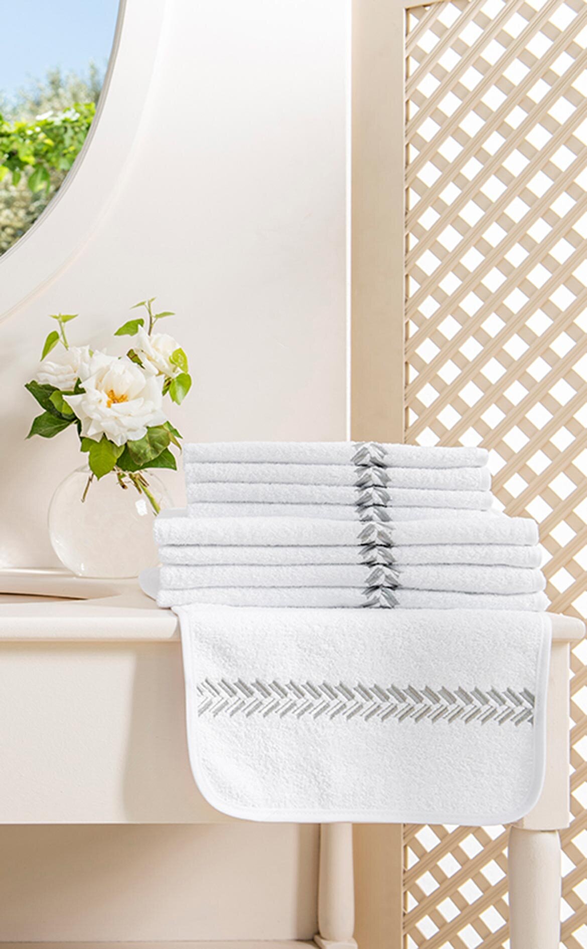 Gül Güler-Gül Güler Beyaz Havlu