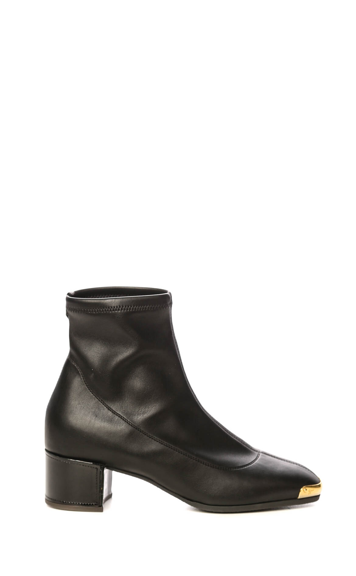 Giuseppe Zanotti-Giuseppe Zanotti Bot