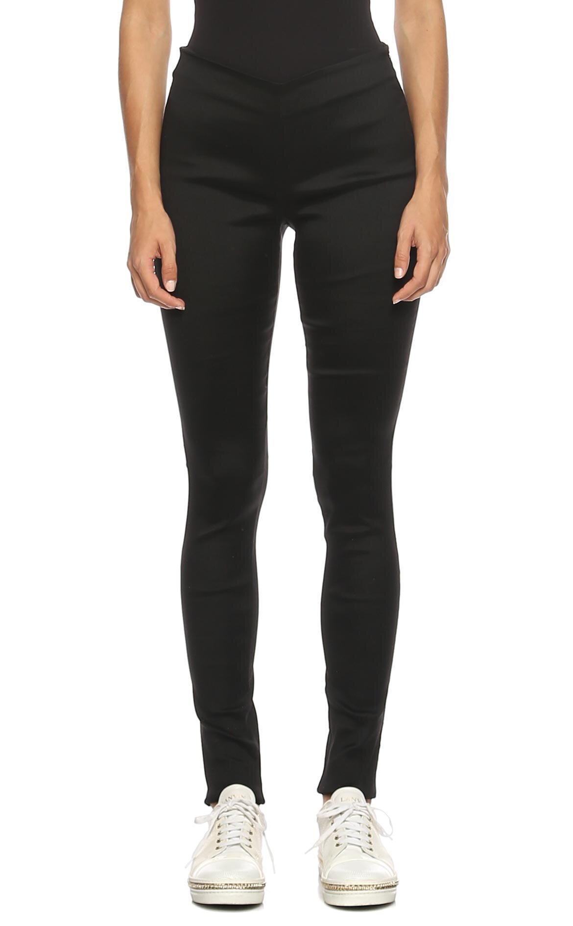 Dusan-Dusan Siyah Tayt