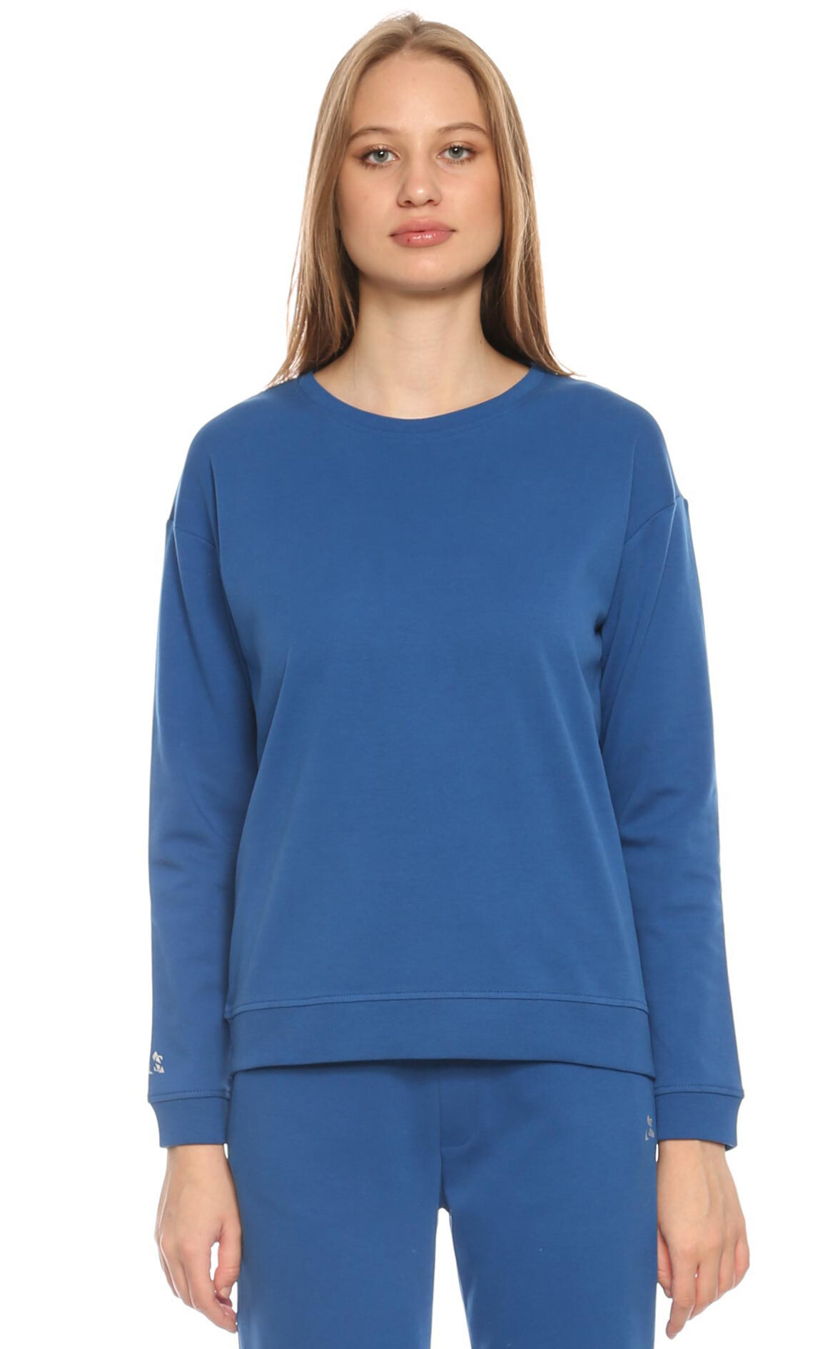 Arzu Sabancı Activewear-Arzu Sabancı Activewear T-Shirt