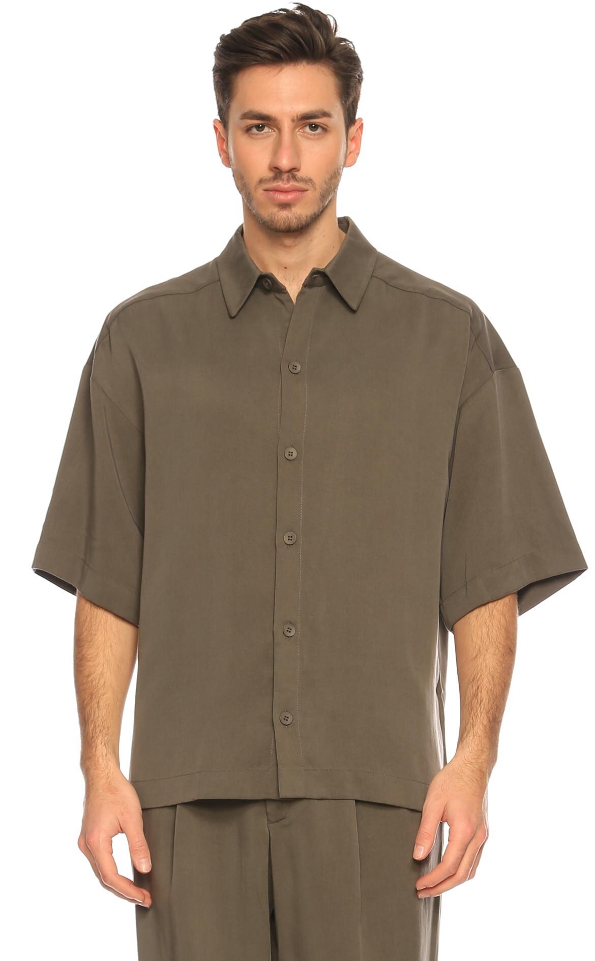 Museum-Museum Gömlek