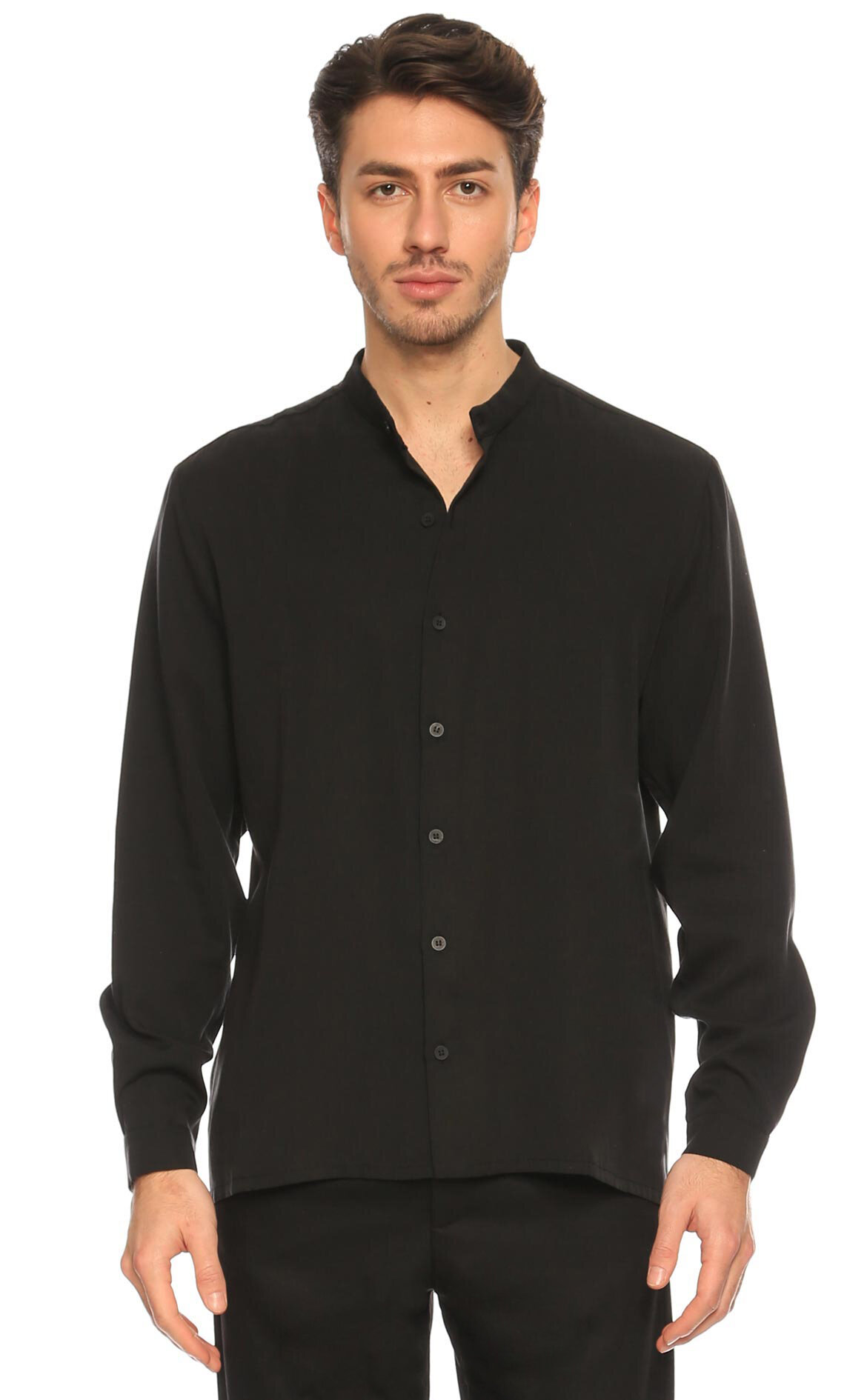 Museum-Museum Siyah Gömlek