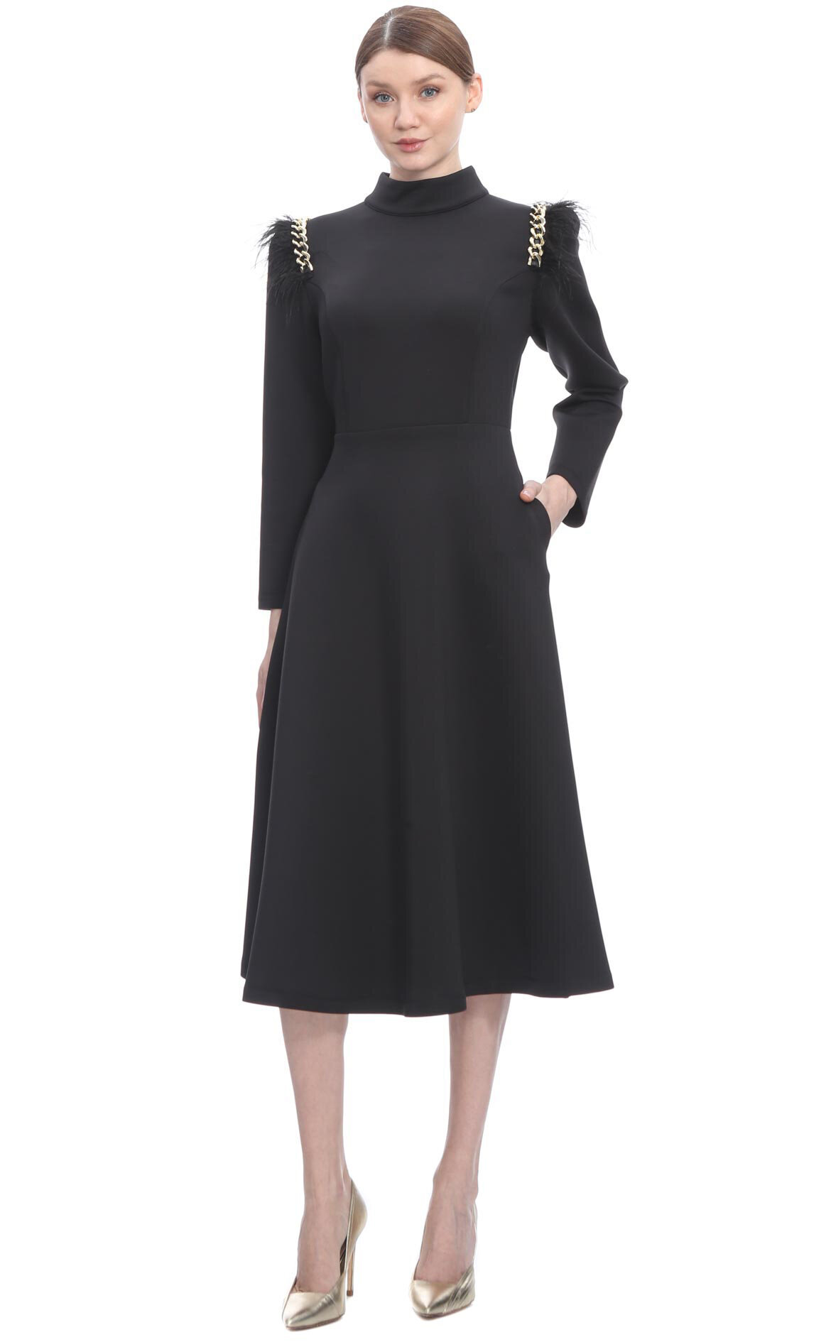 Yaqa-Yaqa Siyah Elbise