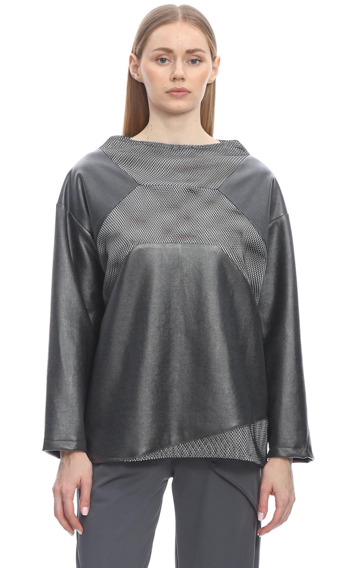 Nil Ergüven-Nil Ergüven Kazak Nil Ergüven-Nil Ergüven Kazak